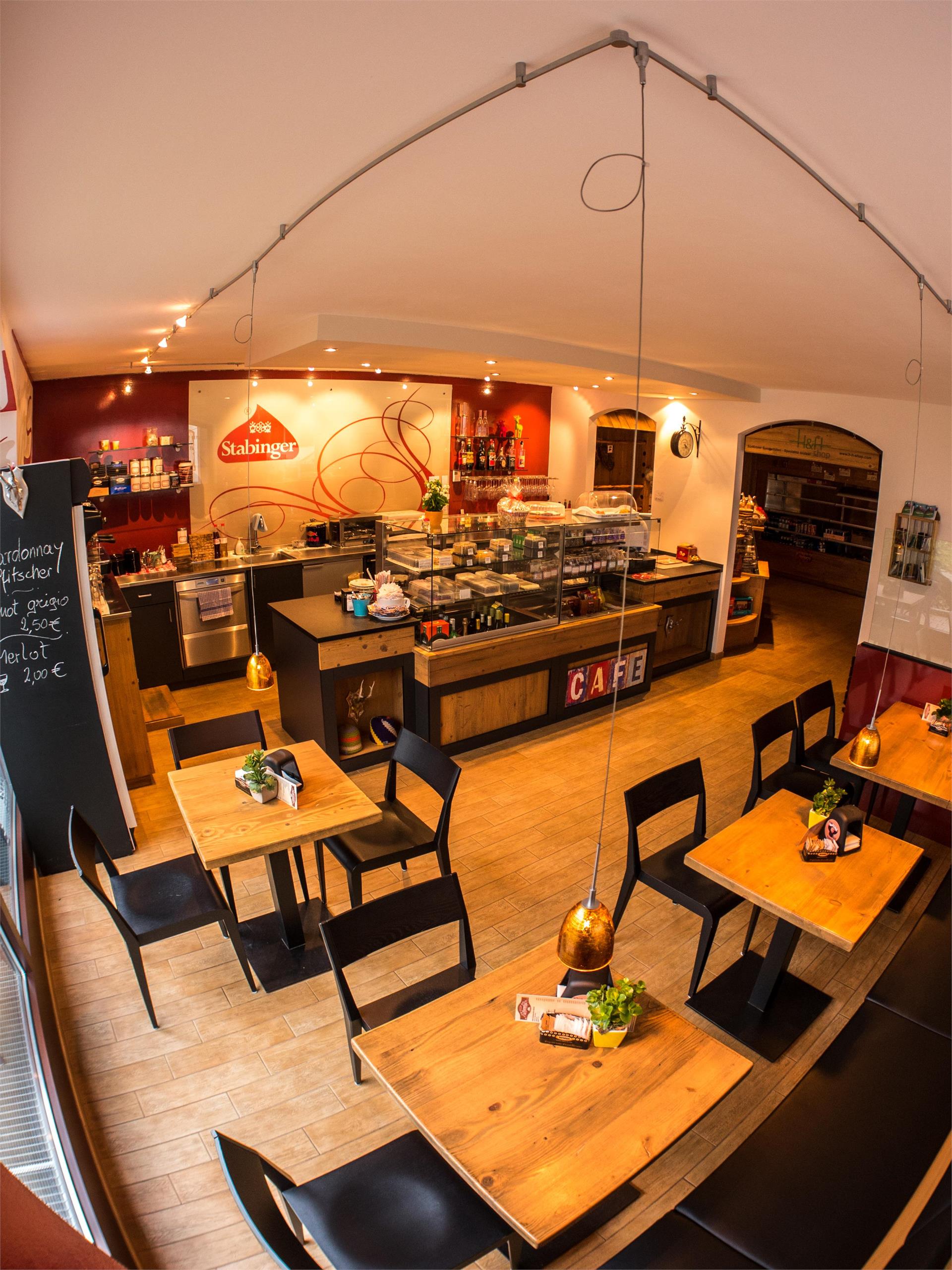 Bar - Konditorei - Stabinger - Marende Pub, St. Veit - Sexten ...